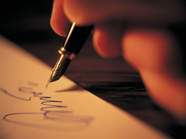 ¿COMO ESCRIBIR UN POEMA? | Dios Es Bueno